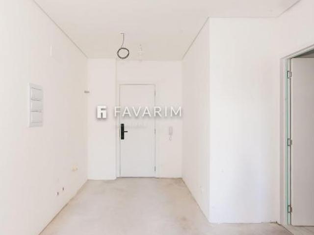 Apartamento à venda em Batel