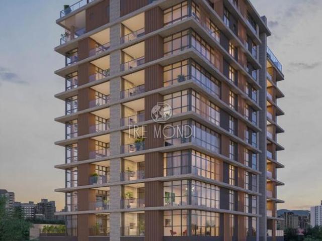 Apartamento à venda em Batel
