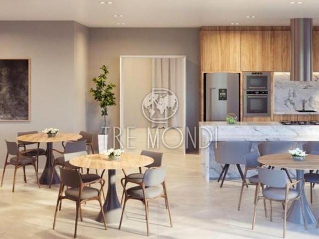 Apartamento à venda em Batel