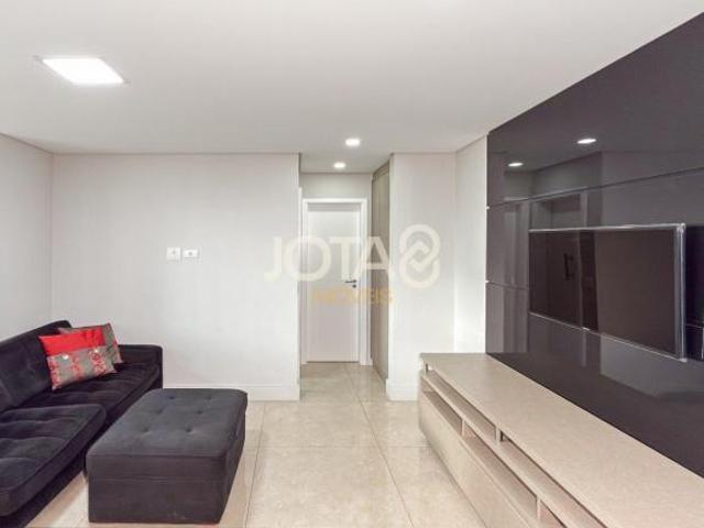 Apartamento à venda em Batel