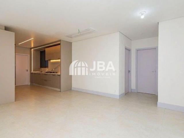 Apartamento à venda em Batel