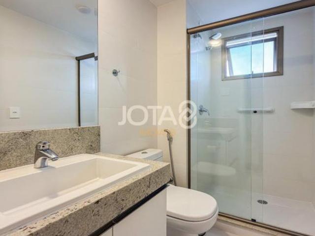 Apartamento à venda em Batel