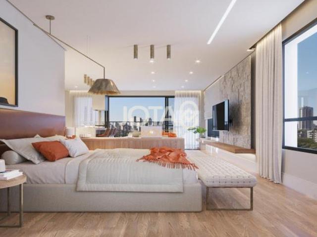 Apartamento à venda em Batel