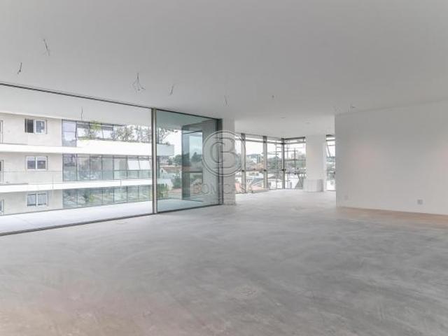 Apartamento à venda em Batel
