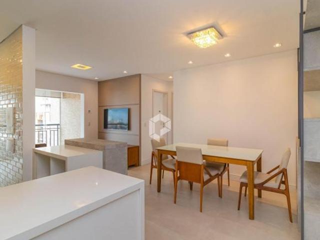 Apartamento à venda em Batel