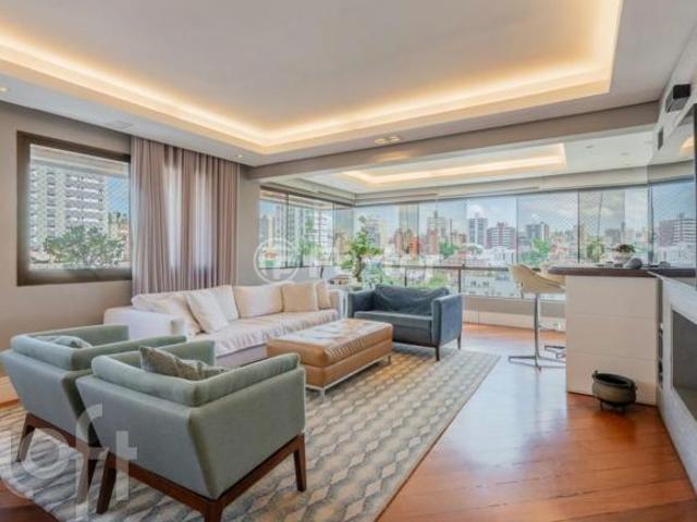 Apartamento à venda em Bela Vista com 143 m², 3 quartos, 1 suíte, 2 vagas