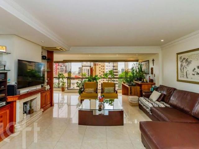 Apartamento à venda em Bela Vista com 170 m², 3 quartos, 1 suíte, 2 vagas