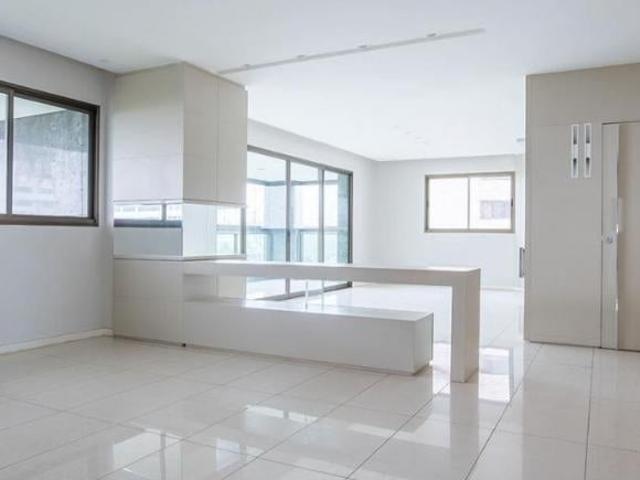 Apartamento à venda em Belvedere