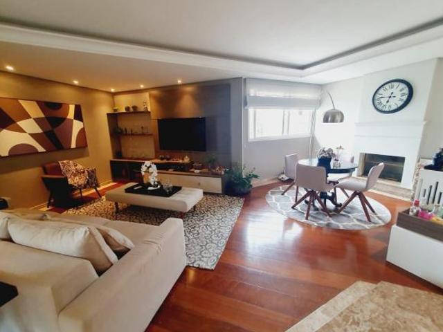 Apartamento à venda em Bigorrilho