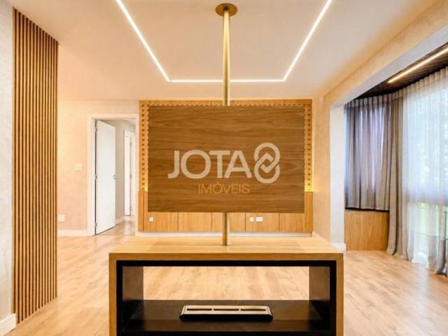 APARTAMENTO À VENDA NO BIGORRILHO COM 3 QUARTOS, SUÍTE E FACE NORTE