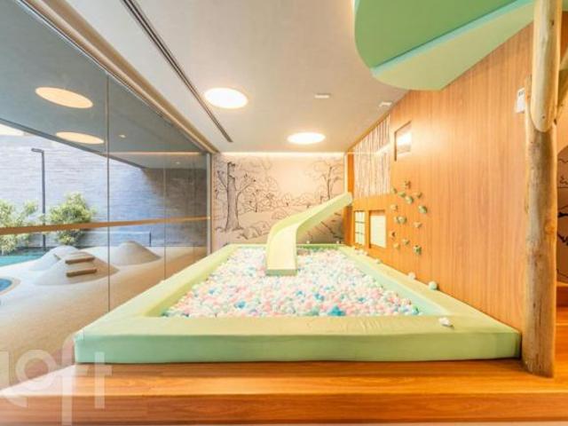 Apartamento à venda em Boa Vista com 156 m², 3 quartos, 3 suítes, 3 vagas
