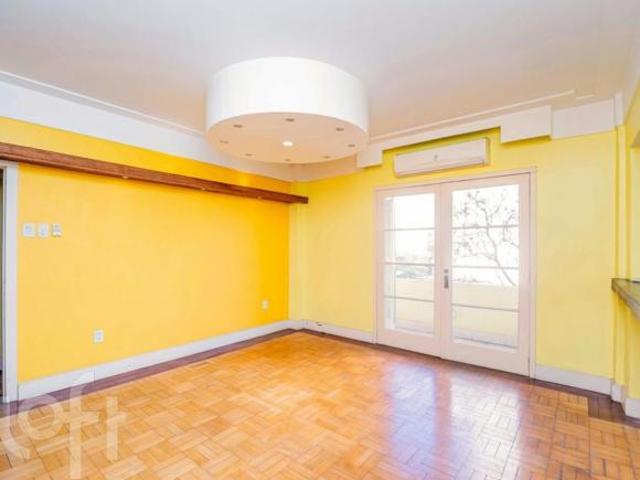 Apartamento à venda em Bom Fim com 147 m², 2 quartos, 1 suíte, 1 vaga
