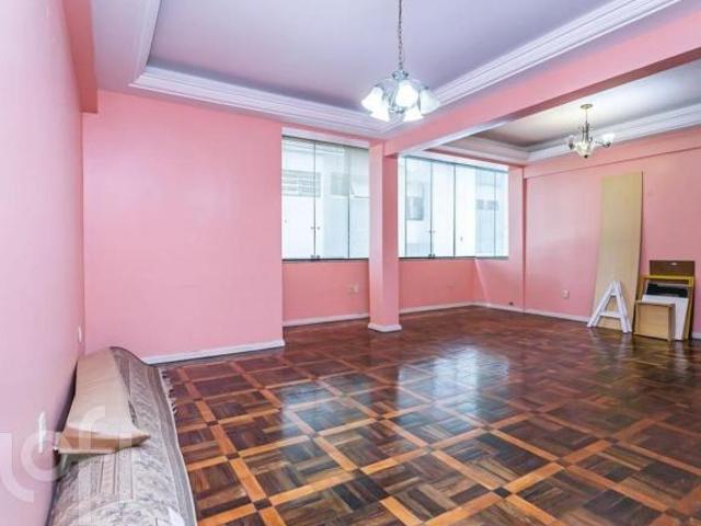 Apartamento à venda em Bom Fim com 113 m², 3 quartos