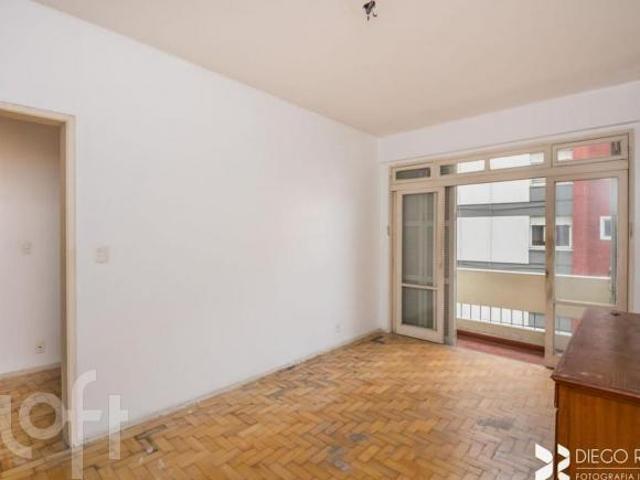 Apartamento à venda em Bom Fim com 134 m², 4 quartos, 1 suíte