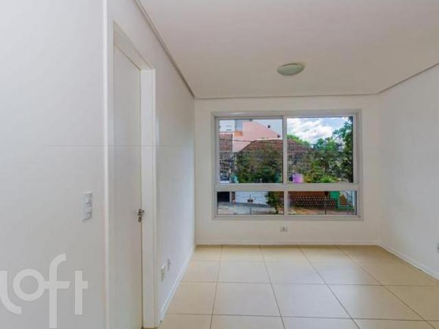 Apartamento à venda em Bom Jesus com 38 m², 1 quarto, 1 vaga