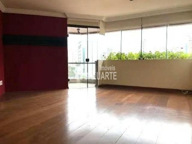 Apartamento à venda em Bosque da Saúde com 101 m²