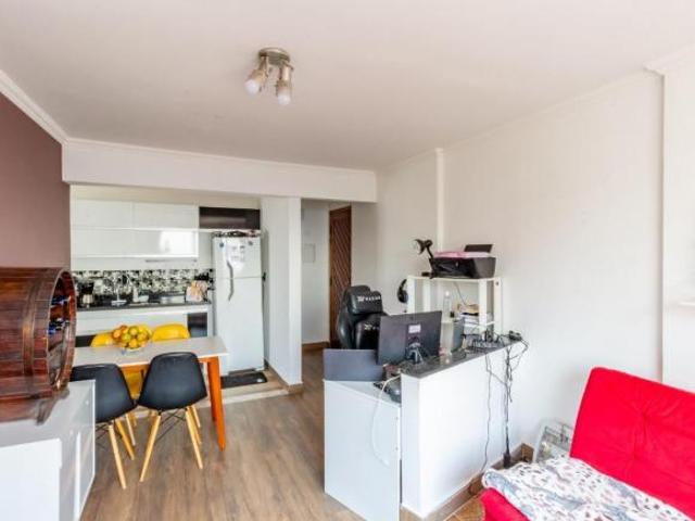 Apartamento à venda em Brás com 61 m², 2 quartos, 1 vaga