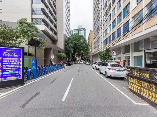 Apartamento à venda em Curitiba, Centro, com 3 quartos, 140,34m²