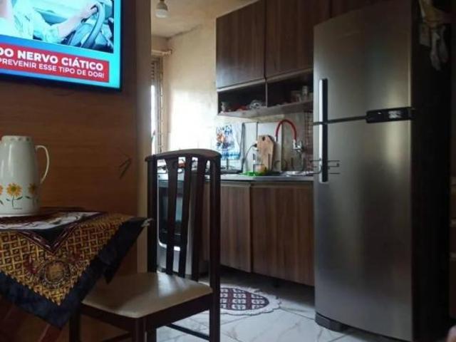 Apartamento à venda em Curitiba, Ganchinho, com 2 quartos, 48m²