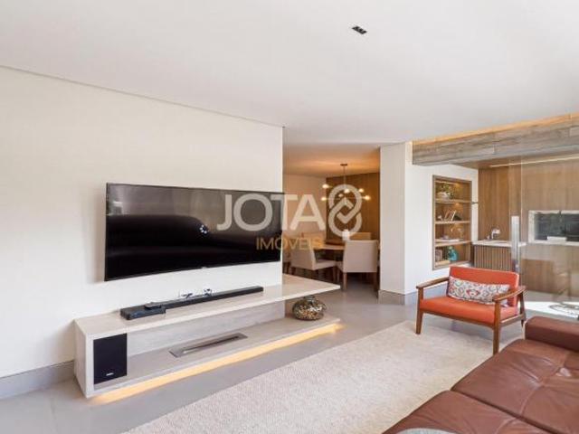 ENSOLARADO APARTAMENTO REFORMADO COM 3 QUARTOS NO CABRAL