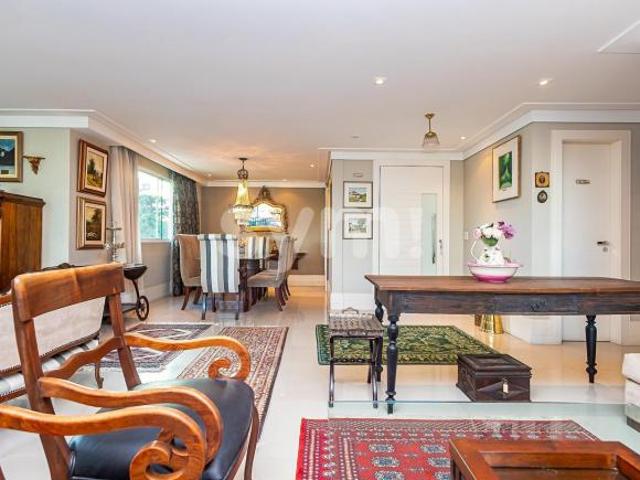 Apartamento à venda em Cabral