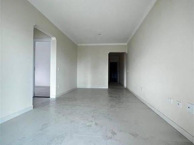 Apartamento à Venda em Caiçara, Praia Grande SP