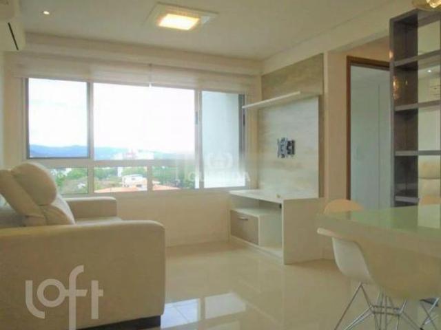 Apartamento à venda em Camaquã com 54 m², 2 quartos, 1 suíte, 1 vaga