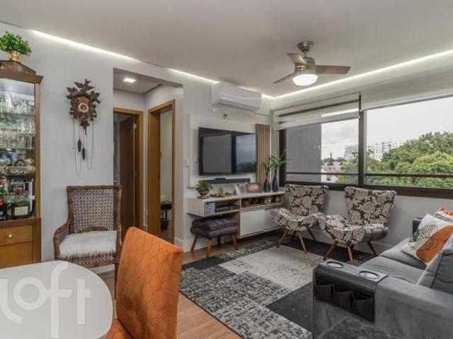 Apartamento à venda em Camaquã com 61 m², 2 quartos, 1 suíte, 1 vaga