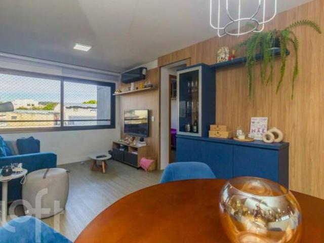 Apartamento à venda em Camaquã com 61 m², 2 quartos, 1 suíte, 1 vaga