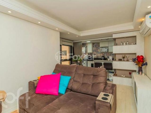 Apartamento à venda em Camaquã com 61 m², 2 quartos, 1 suíte, 1 vaga