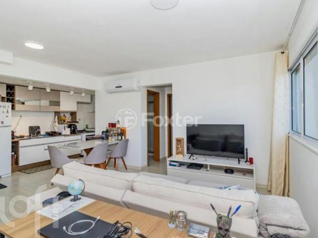 Apartamento à venda em Camaquã com 65 m², 2 quartos, 1 suíte, 1 vaga