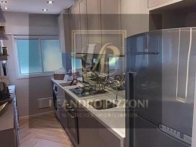 Apartamento à venda em Cambuci