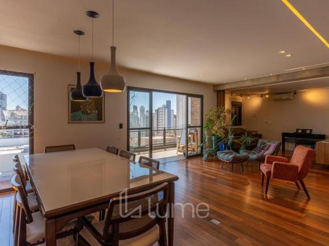 Apartamento à venda em Cambuí