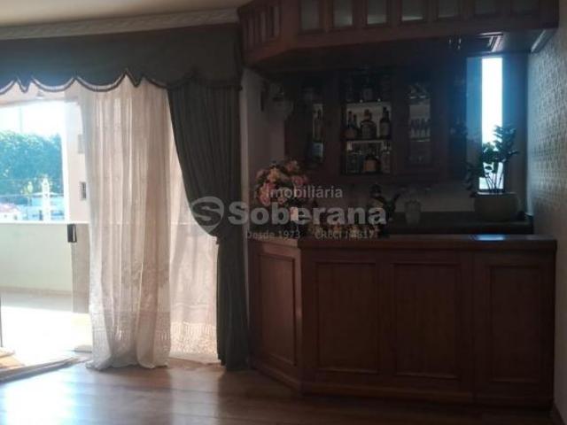 apartamento à venda em Cambuí