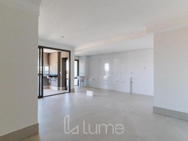 Apartamento à venda em Cambuí