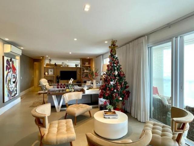 Apartamento à venda em Campinas, Cambuí, com 3 suítes, com 213 m²