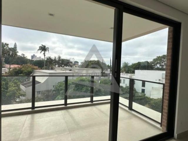 Apartamento à venda em Campinas, Jardim das Paineiras, com 3 suítes, com 140 m²