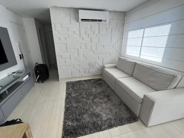 Apartamento à venda em Campinas, Parque Fazenda Santa Cândida, com 2 quartos, com 74 m²