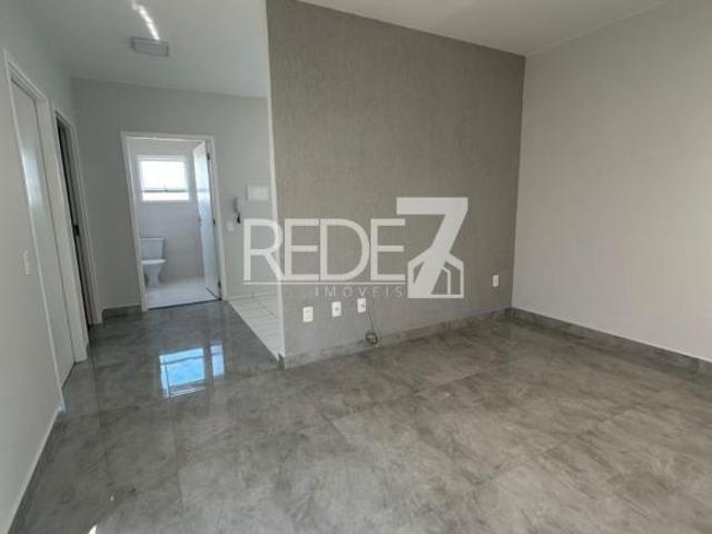 Apartamento à venda em Campinas SP: 2 quartos, reformado, no melhor bloco do condomínio, com lazer c