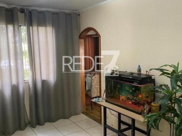 Apartamento à venda em Campinas SP: 3 quartos, 1 sala, 1 banheiro, 2 vagas de garagem no Conjunto Re