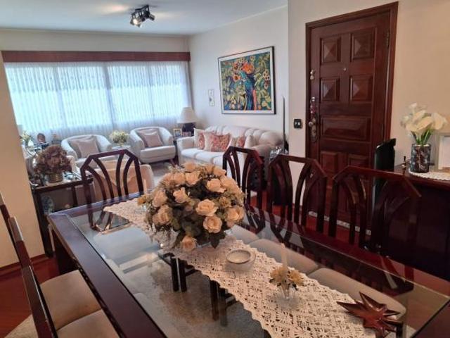 Apartamento à venda em Campo Belo com 108 m², 3 quartos, 1 vaga