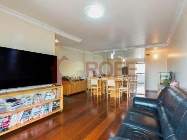 Apartamento à venda em Campo Belo com 115 m², 3 quartos, 1 suíte, 2 vagas, 4 Banheiros