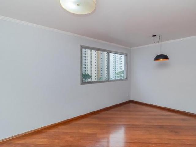 Apartamento à venda em Campo Belo com 78 m², 3 quartos, 1 vaga