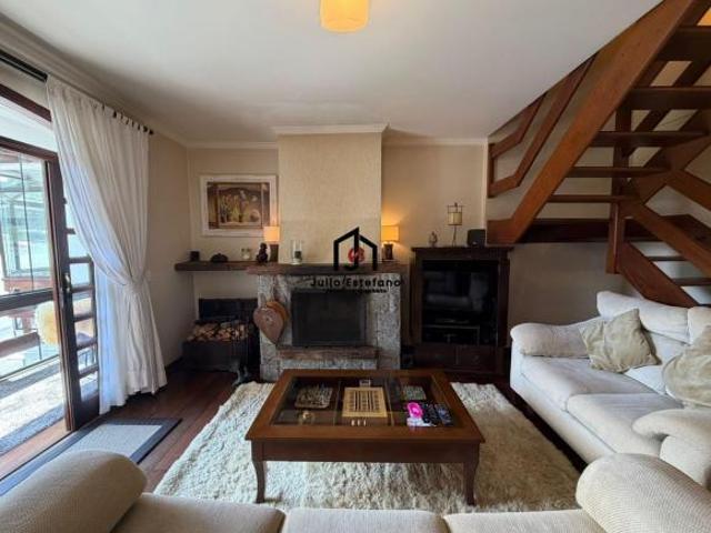 Apartamento à venda em Campos do Jordão