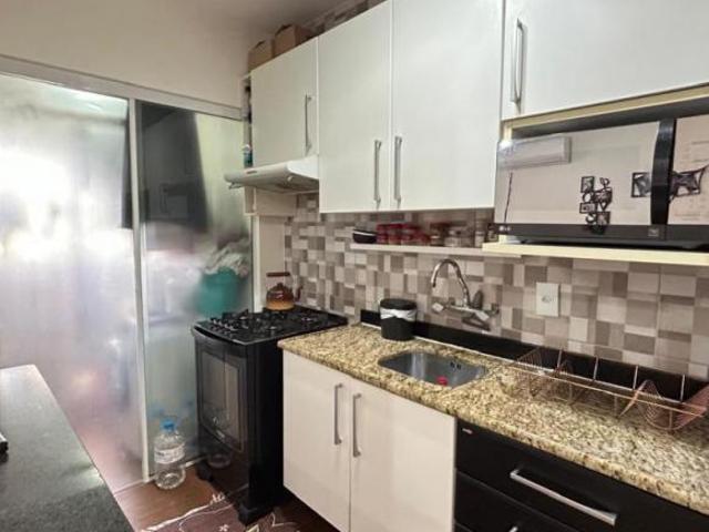 Apartamento à venda em Canoas no Condomínio Porto Canoas 2 dormit