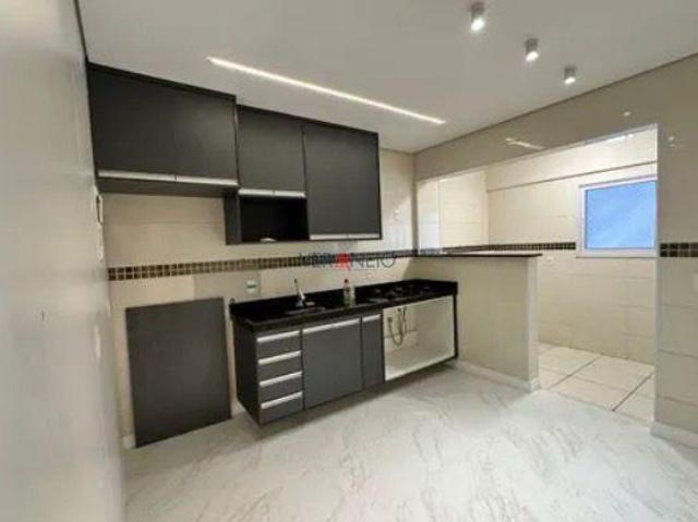 Apartamento à Venda em Canto do Forte, Praia Grande SP