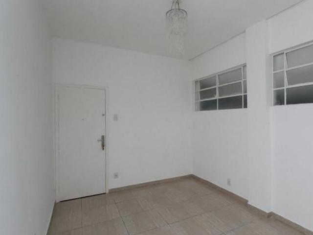 Apartamento à venda em Carmo