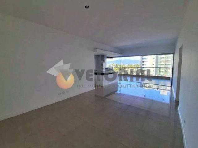 Apartamento à venda em Caraguatatuba, Indaiá, com 3 quartos, 142,00m²