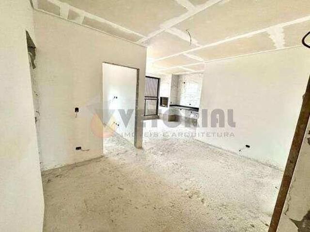Apartamento à venda em Caraguatatuba, Jardim Aruan, com 2 quartos, 66m²