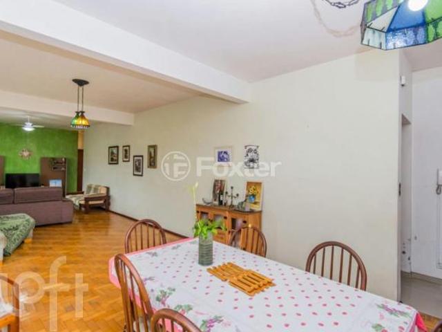Apartamento à venda em Cavalhada com 250 m², 4 quartos, 2 suítes, 1 vaga